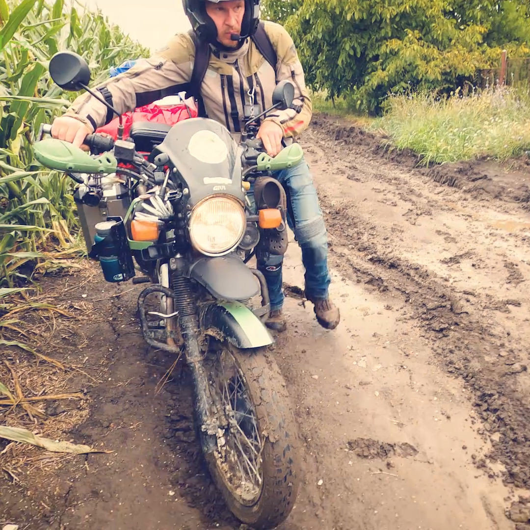 Křížem krážem Evropou - 4. díl: Bahenní koupel | 4camping.cz