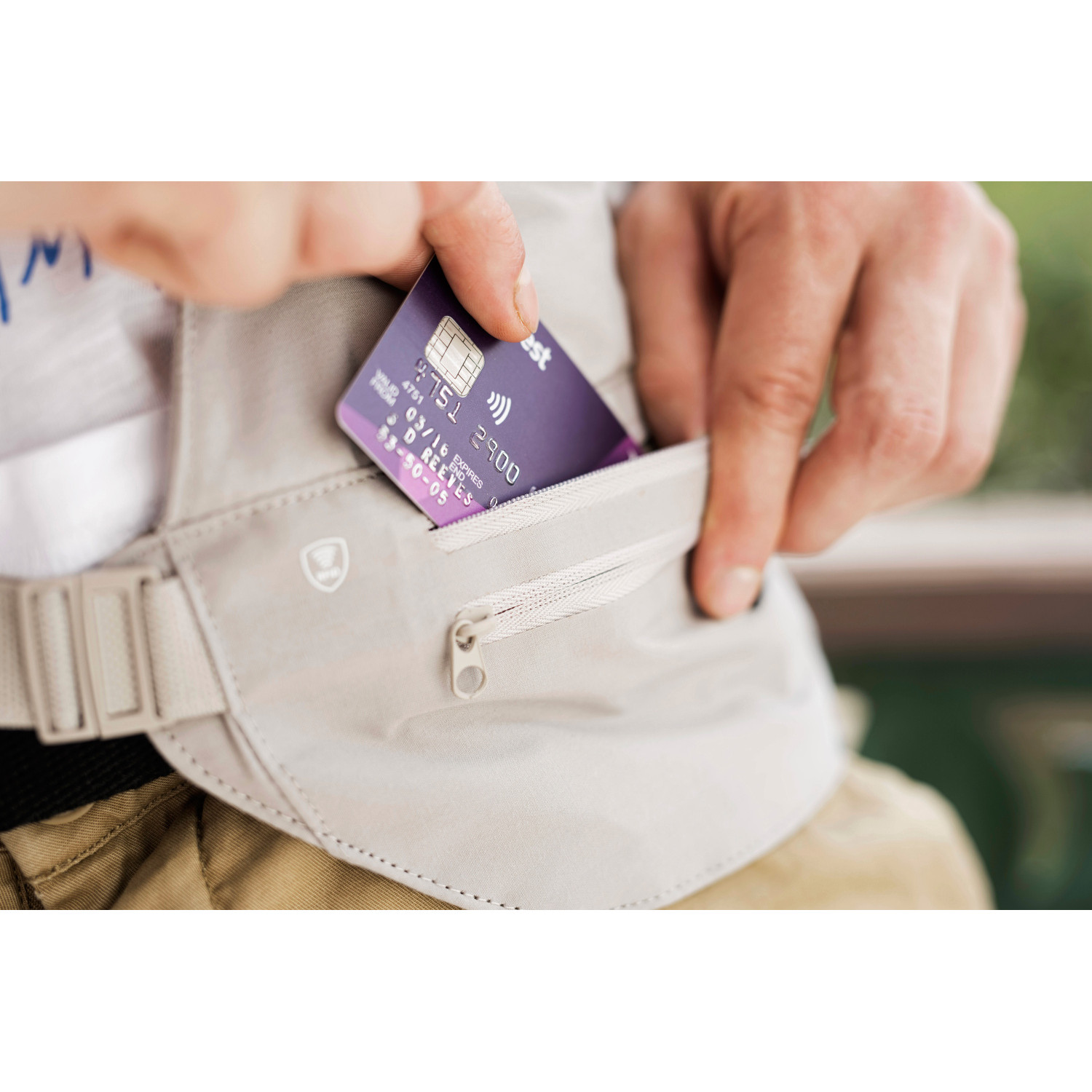 Ledvinka LifeVenture RFID Multipocket Body Wallet Waist | 4camping.cz